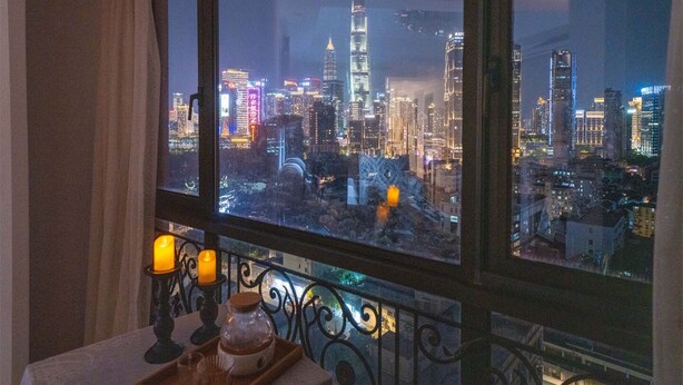 Apartamento sênior, 3 quartos, cozinha, vista para a cidade | Vista do quarto