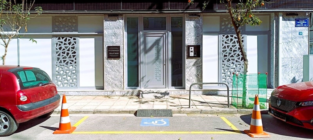 Pyrgiou Suites - 테살로니키