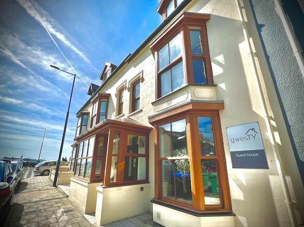 Gwesty Guest House - Aberystwyth