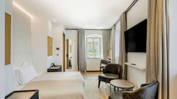 Quarto premium | Escrivaninha, espaço de trabalho para notebook, Wi-Fi de cortesia