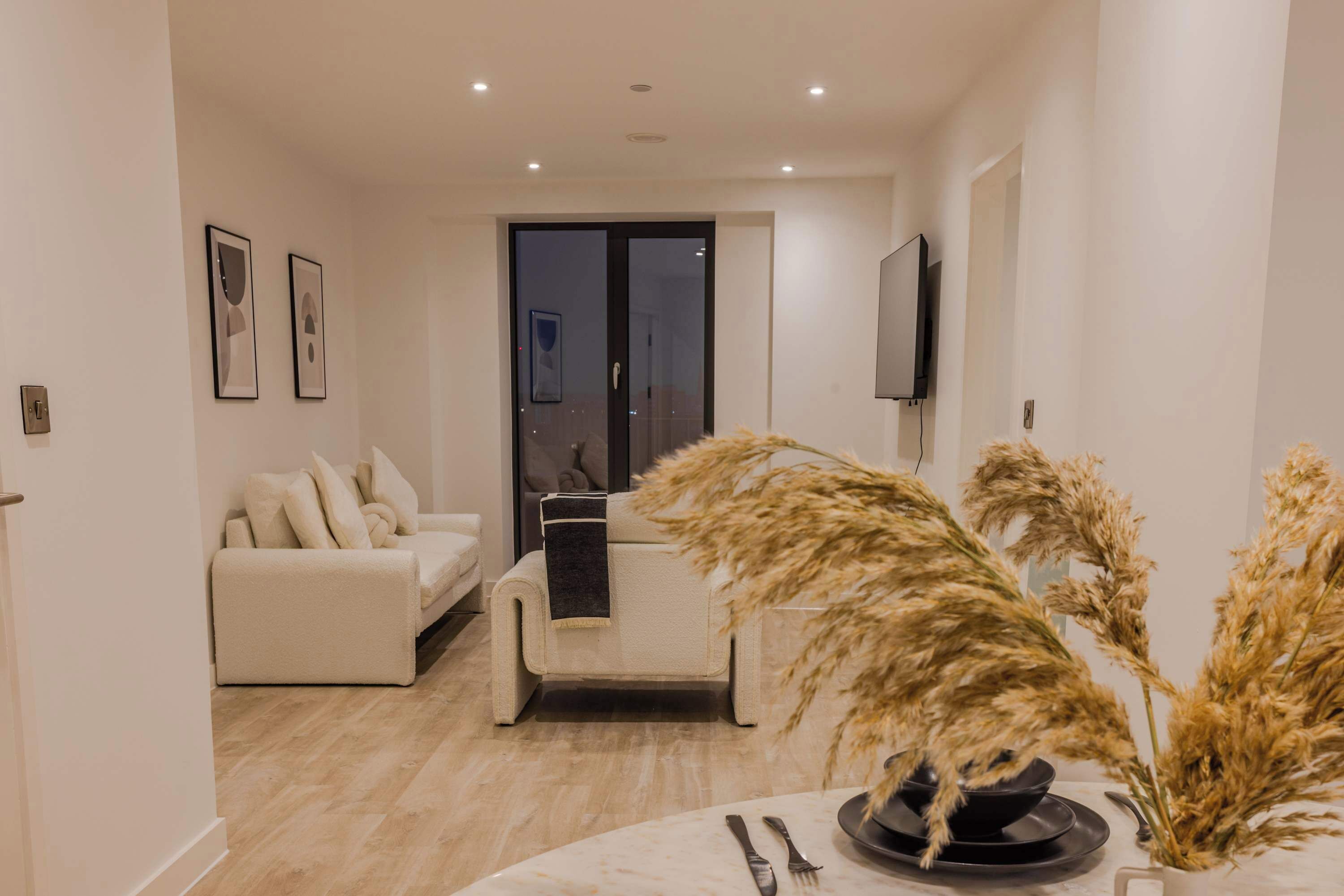 Bianco Suite 2br With City Views - Manchester