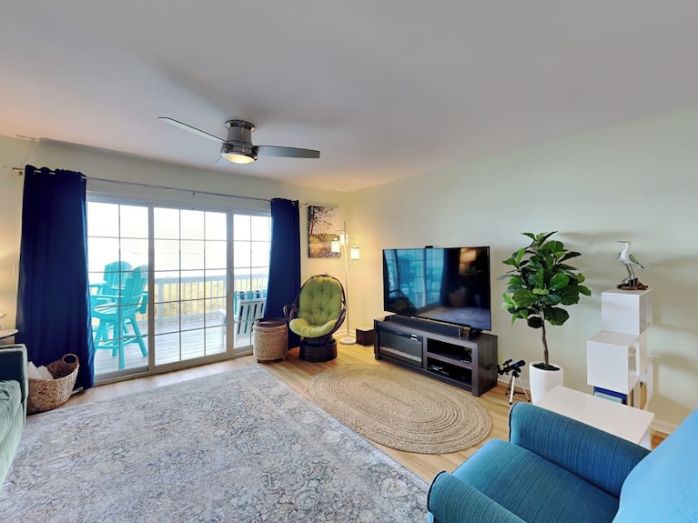 Sandcastle Townhomes #24 | Near Beach W. Sound Access, Pool, Boat Slip + More - ナバー・ビーチ, FL