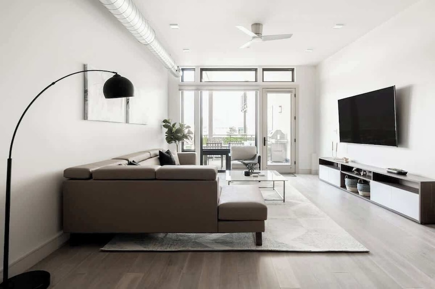 Gameday Oasis | Private Balcony | Jefferson Park - Baker - Denver