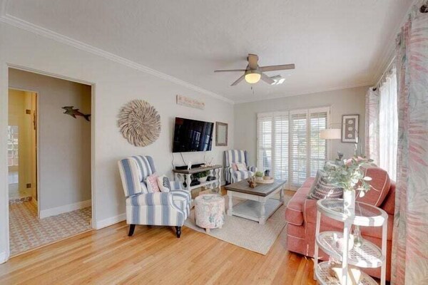 Coral Cottage - Sunset Cliffs - San Diego