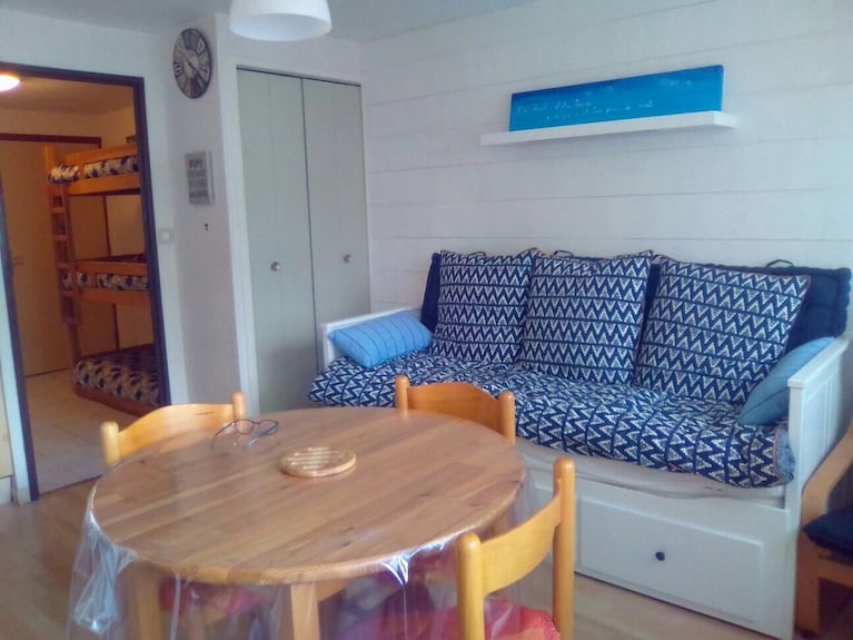 Studio With Sleeping Area For Small Family. - Aragnouet