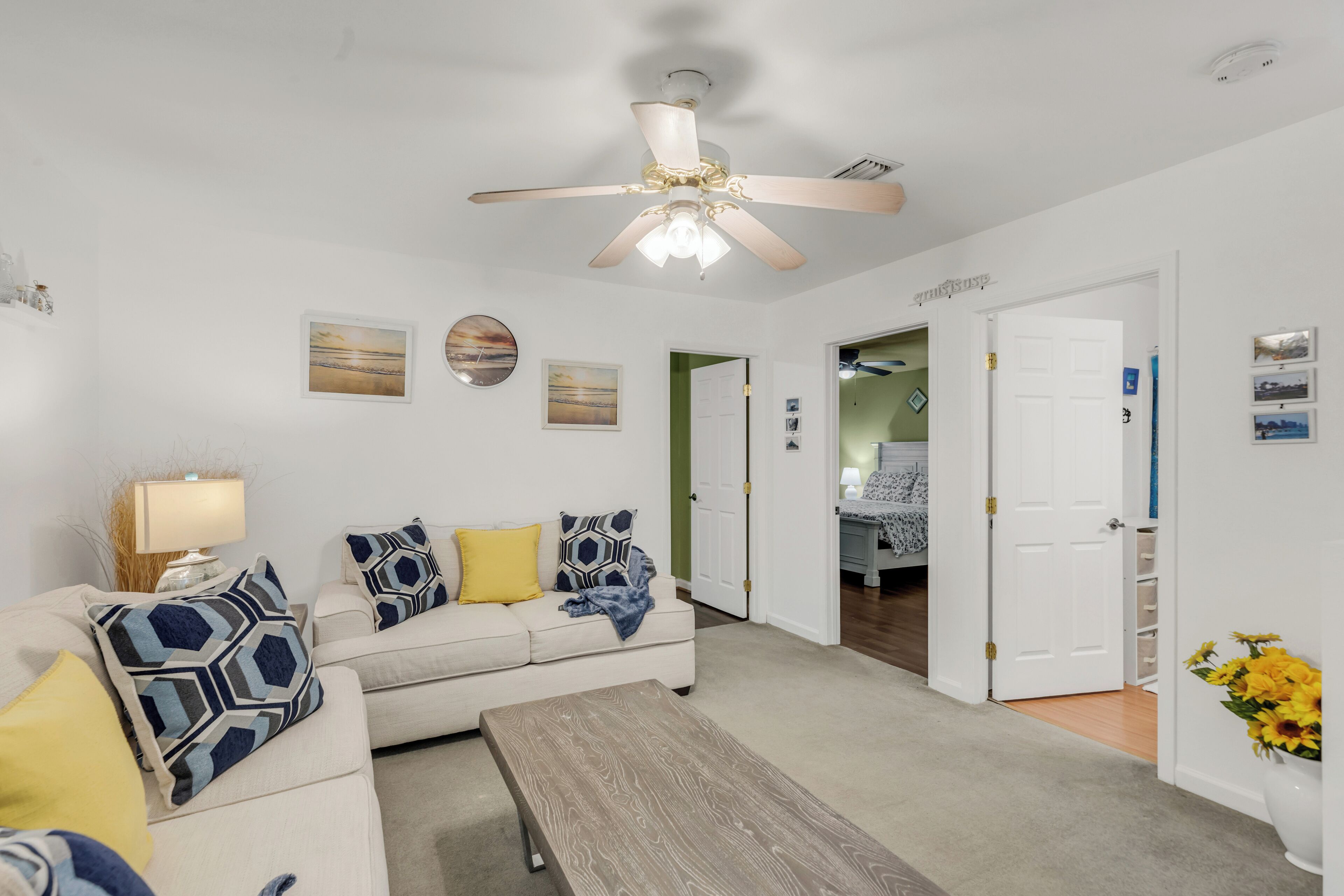 1 Mile To Beach Two King Suites  Sleeps 6 - Navarre, FL