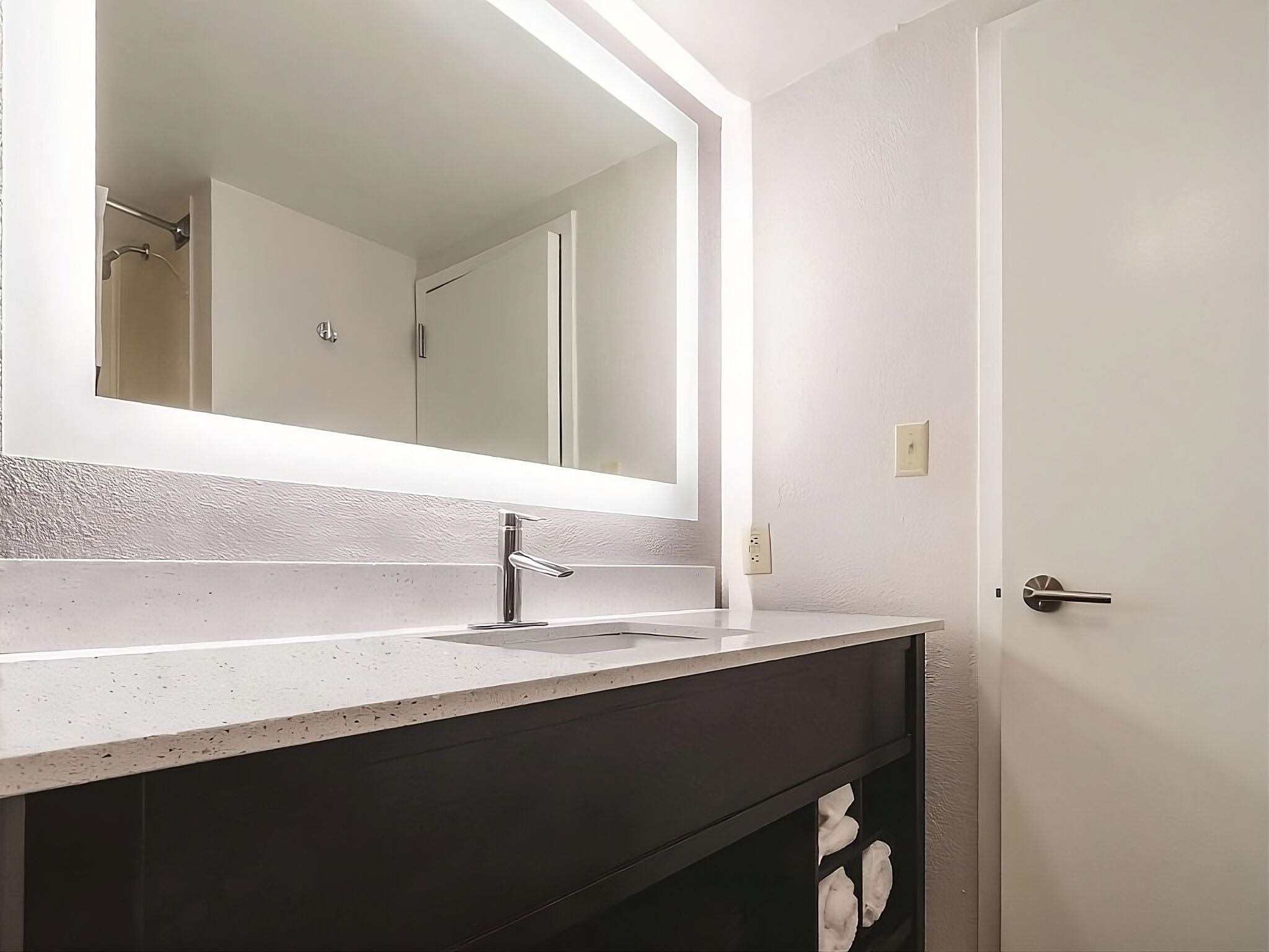 Suite With King Bed At La Quinta Inn: Complimentary Breakfast & Pool - Myrtle Beach