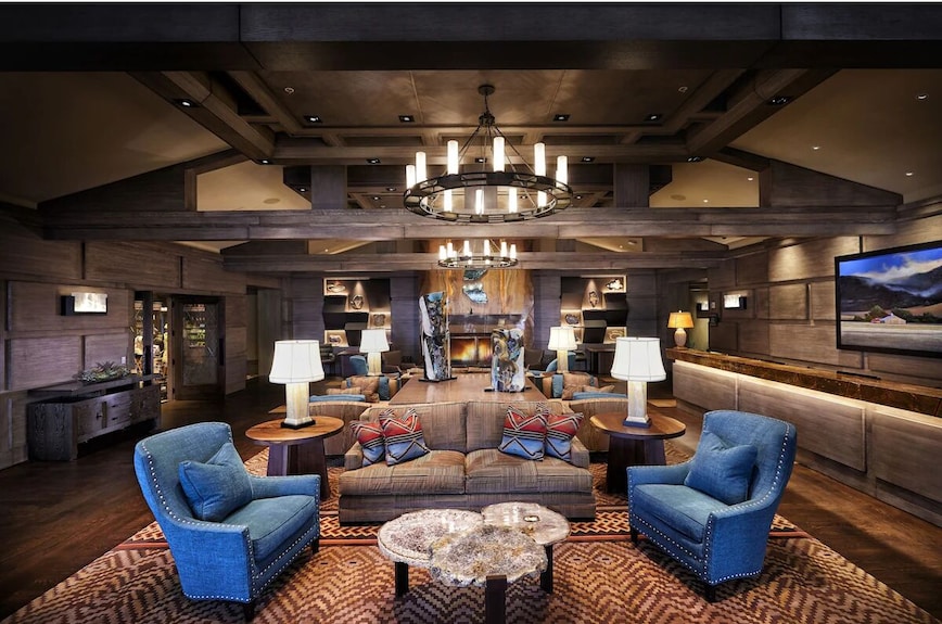 Grand View Two Queen Beds At Little America Hotel, Outdoor Pool, Free Parking - Flagstaff, AZ