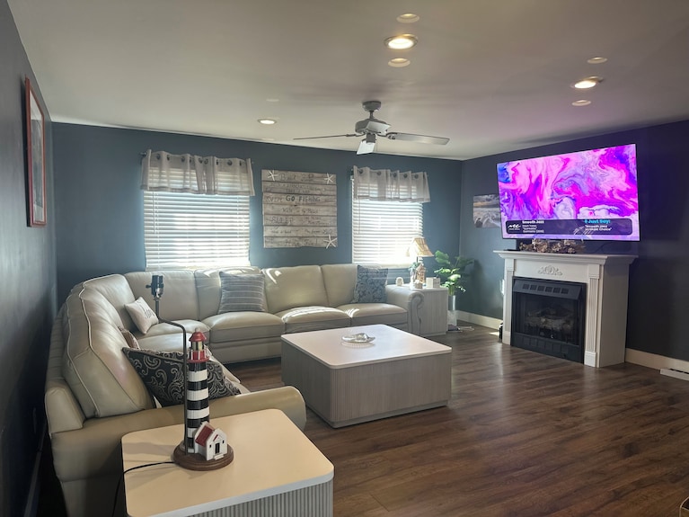 Luxury Bayside House Near Cape May Beach With Hot Tub - ケープ・メイ, NJ