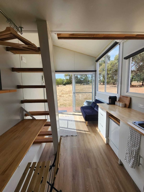 Nioka Rise By Tiny Away - Albury