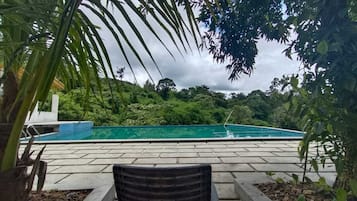 Piscina externa