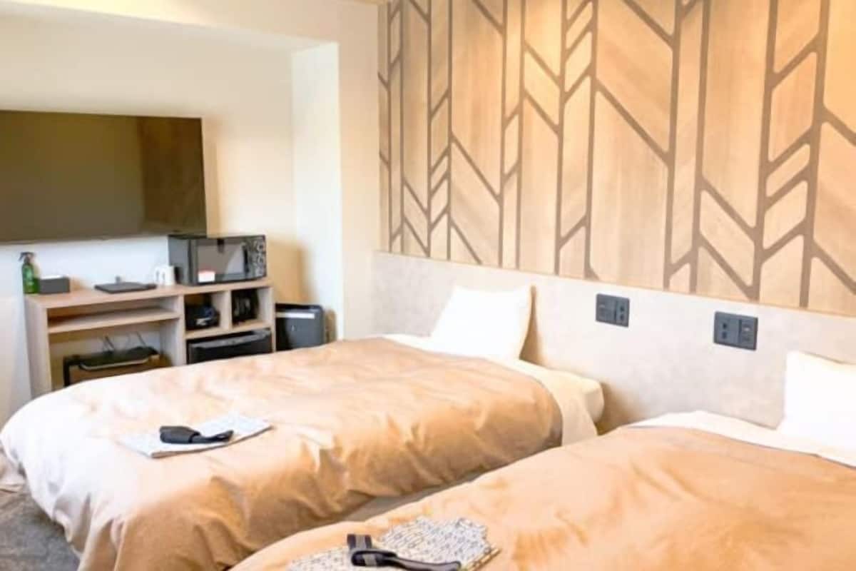 Wi-Fi de cortesia, roupa de cama