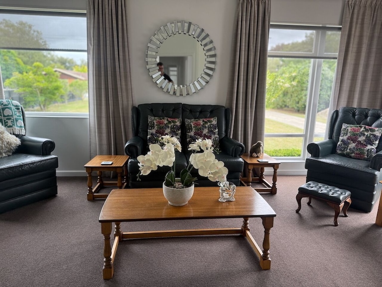 Fully Equipped Crofters Cottage For Up To 6 People - Blenheim