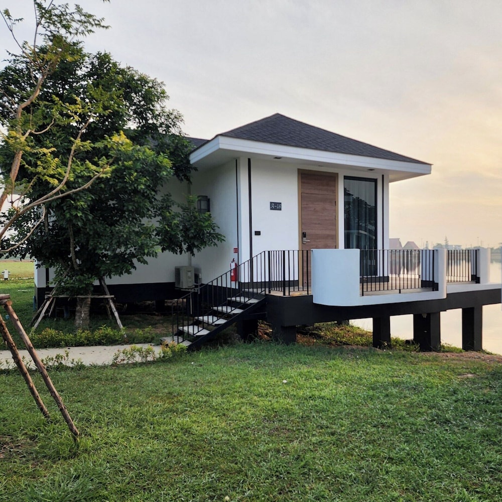 Pan Ville Resort - 阿瑜陀耶