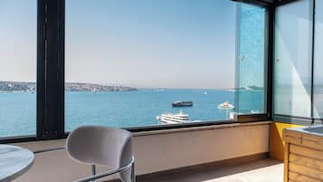 Suíte executiva, 1 cama King, vista para o mar | Vista do quarto