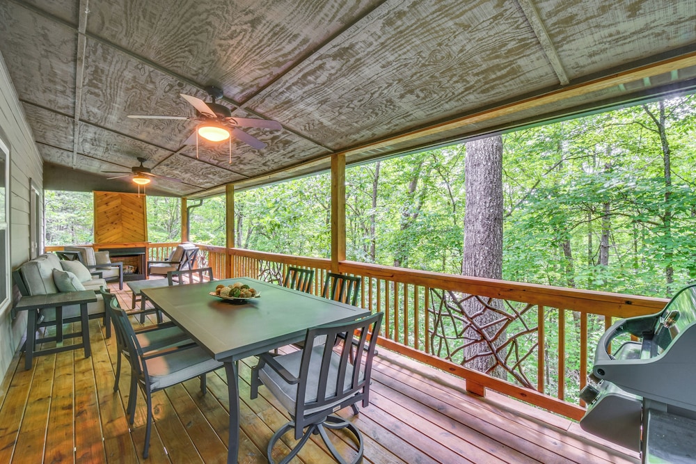 Sapphire Valley Resort Cabin W/ Fireplaces + Grill - Cashiers, NC
