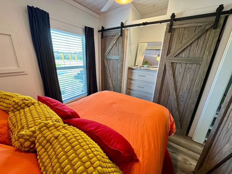 The Tiny Tejas With Pool & Hot Tub -