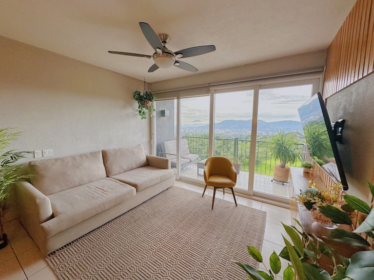 Luxury Aesthetic Flat With Stunning City Views And High-speed Wifi - San Salvador