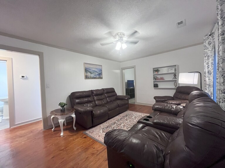 Tranquil 3-bedroom House In Lenoir City. - Tellico Reservoir, TN