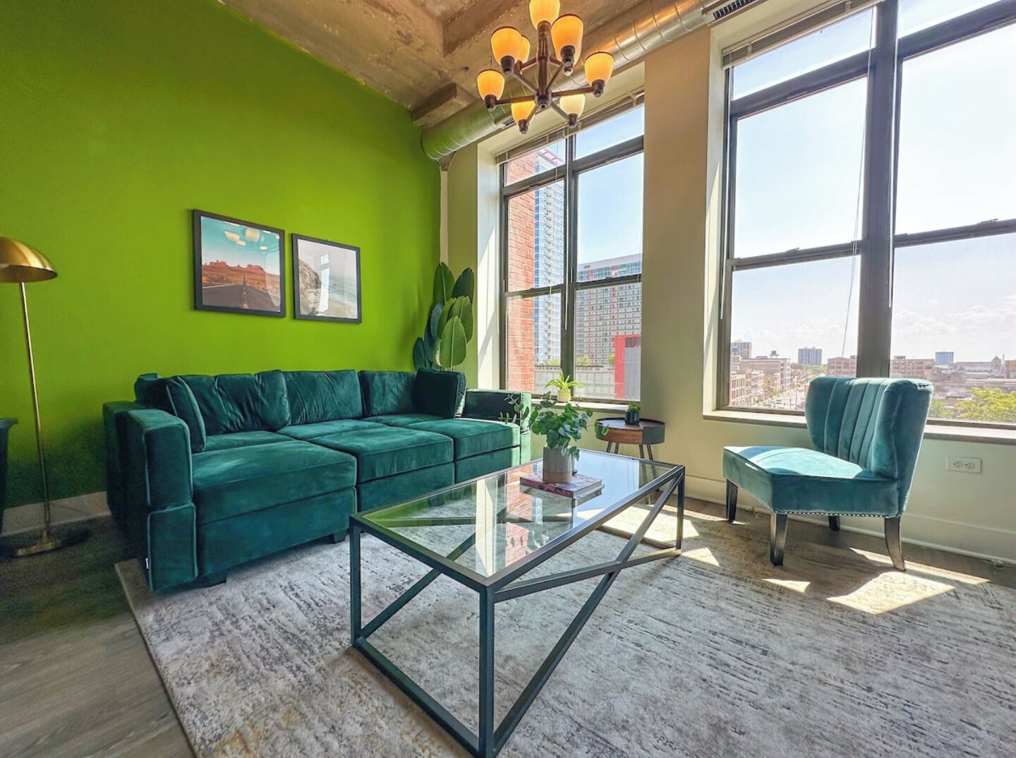 Mccormick Place 2b/2b Family Unit With Optional Parking For Up To 8 Guests - Englewood - Chicago