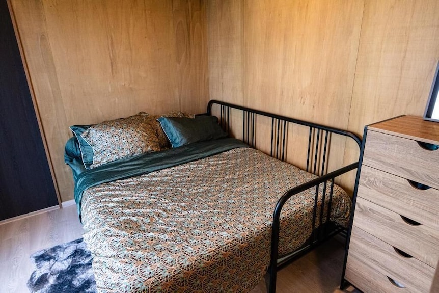 Atypical And Sunny Chalet 30min Paris - 5min Transport - Terrace And Garden - Palaiseau