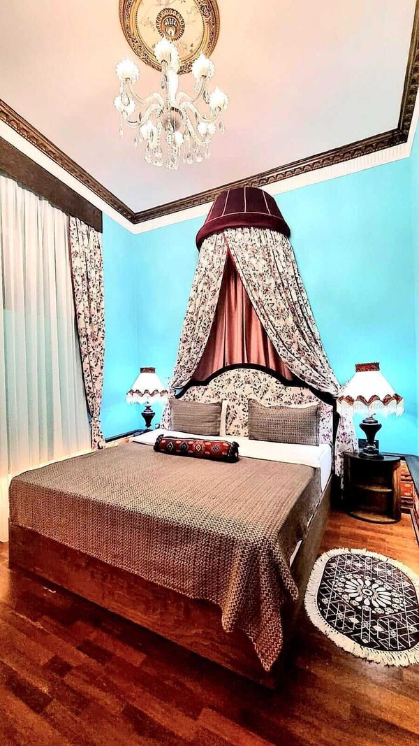 Apartments History 1870 - Baku