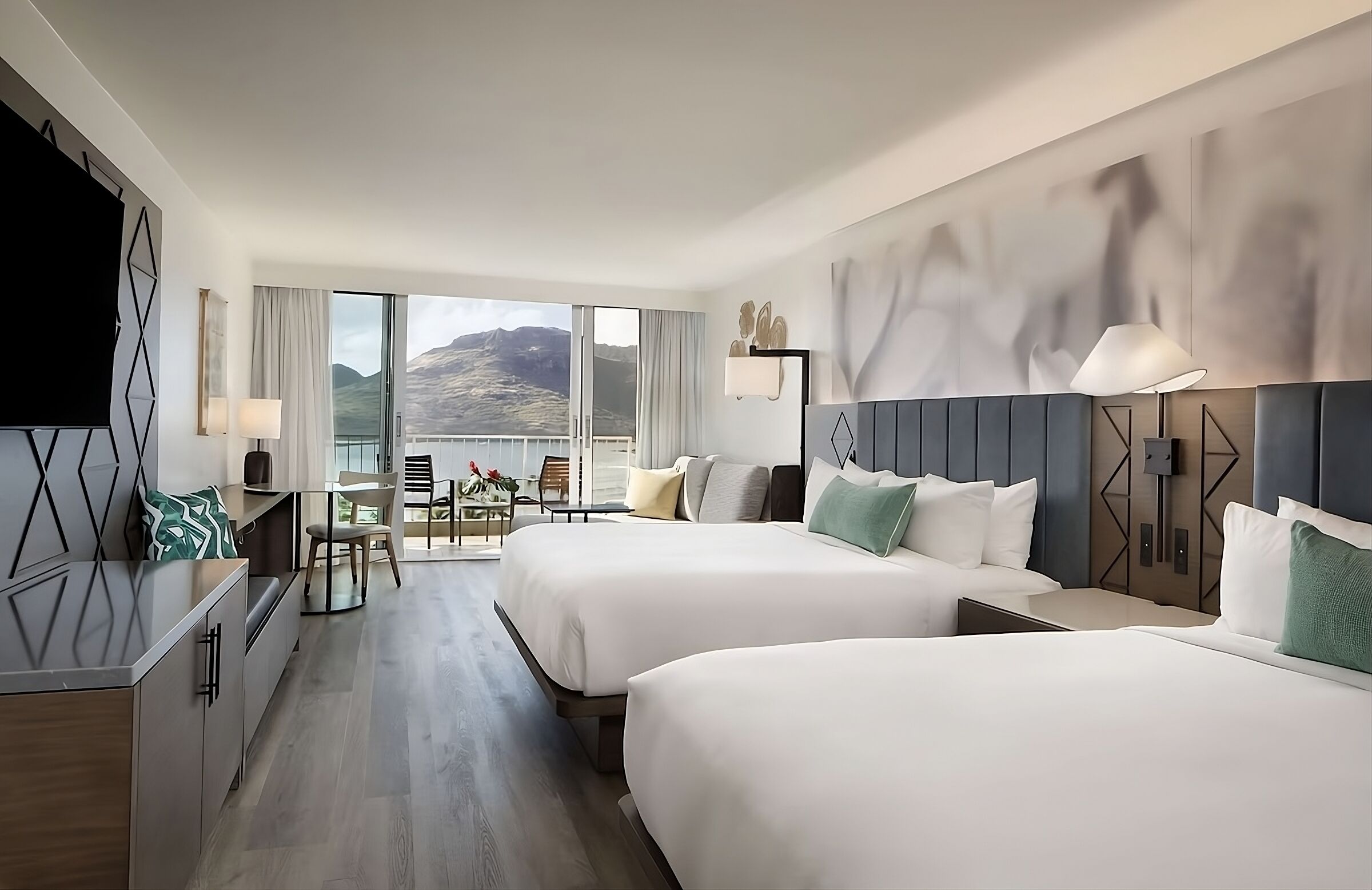 Unforgettable Getaway On Kaua'i's Hidden Gem! 2 Ocean View Rooms W/ Balconies! - Lihue, HI