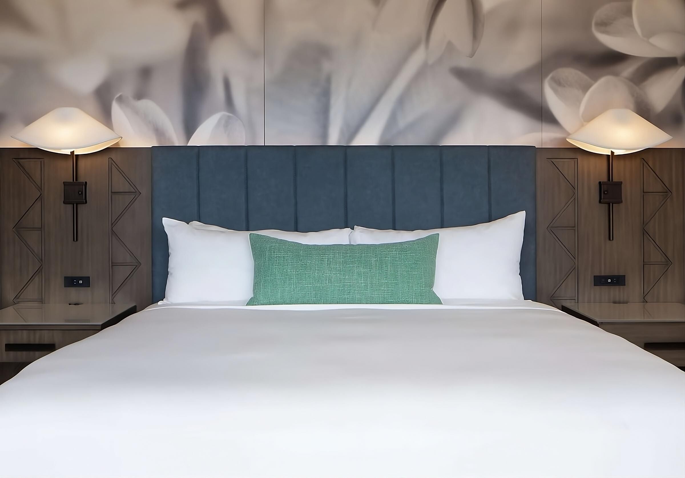 Big Garden View Room W/ Private Balcony! Just A Short Drive To Wailua Falls! - Kauai, HI