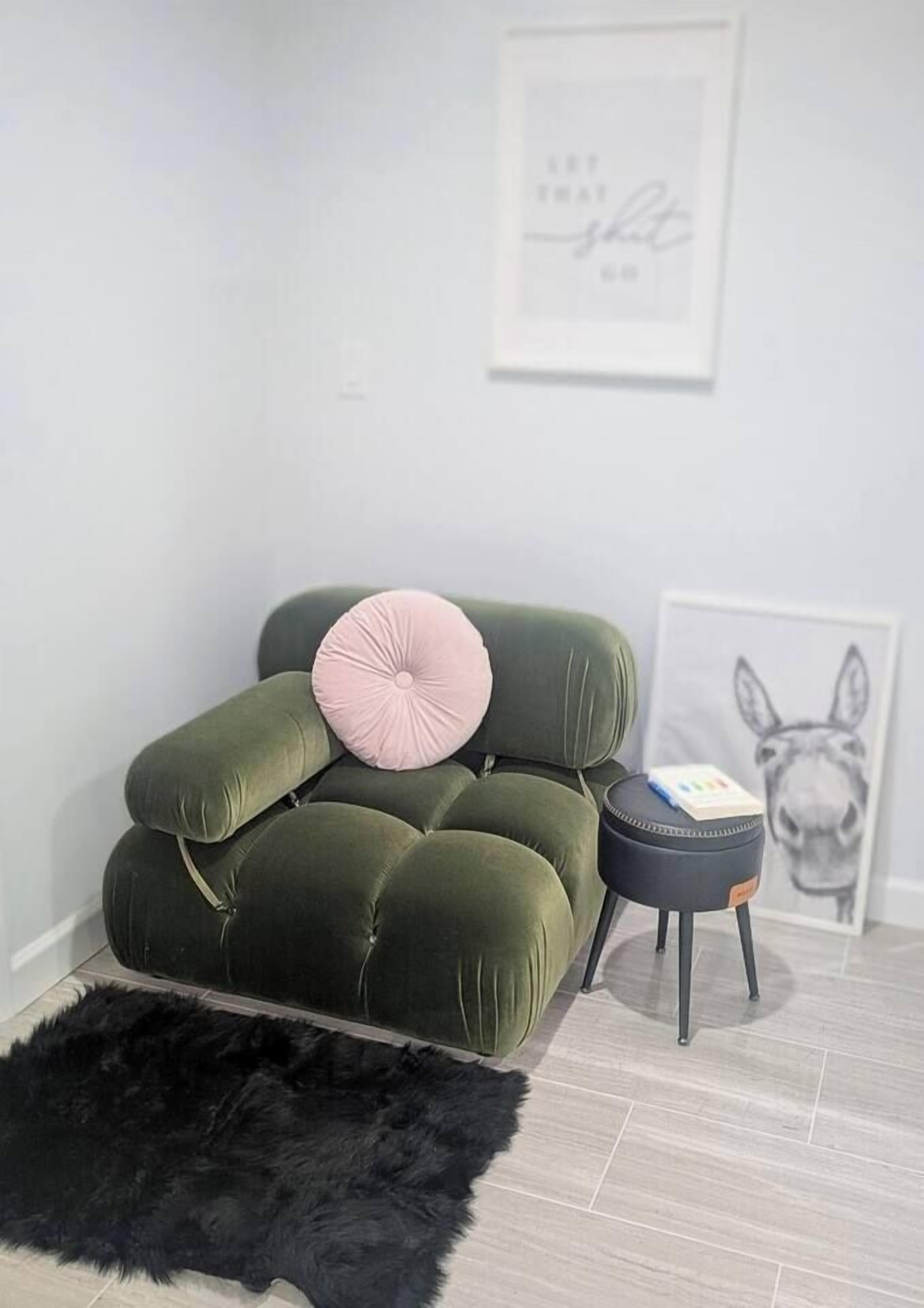 Modern 4br Near Hospitals  - For Extended Stays - Bridgeport