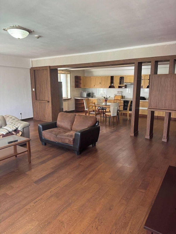 乌兰巴托旅馆 - 烏蘭巴托