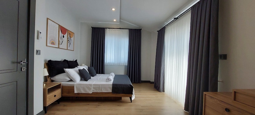 New Flat Large Living Space 5 Close To Lara Beach - Antalya
