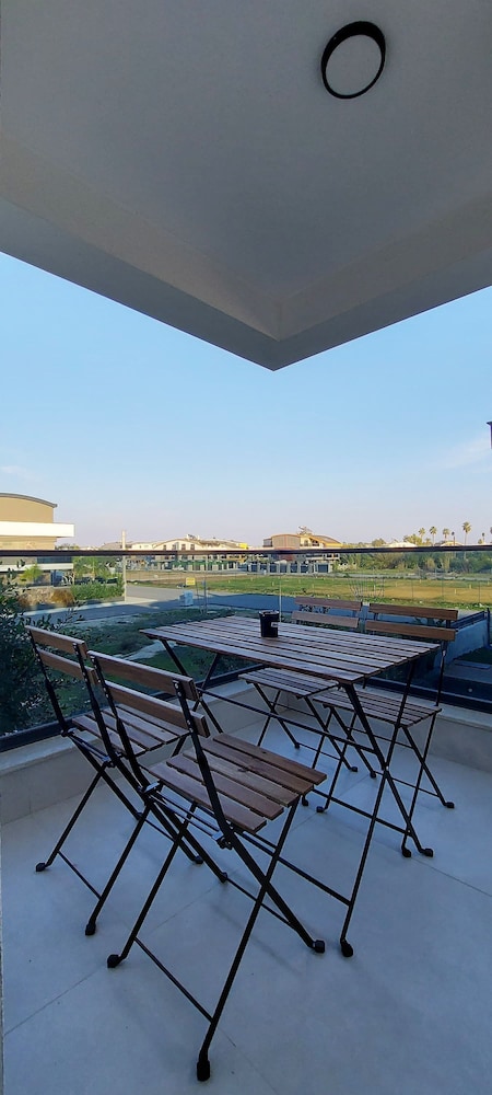 New Flat Large Living Space 2-6 Near By Lara Beach - Antalya