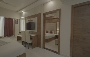 Quarto Clássico com Cama de Casal | Wi-fi grátis 