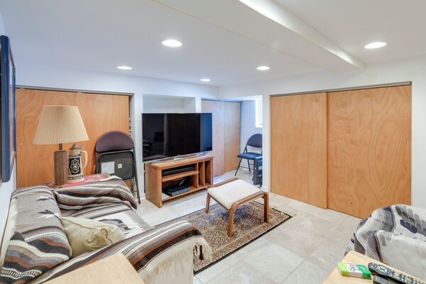 1 Mi To East Falls Station: Home W/ Office! - Virginia