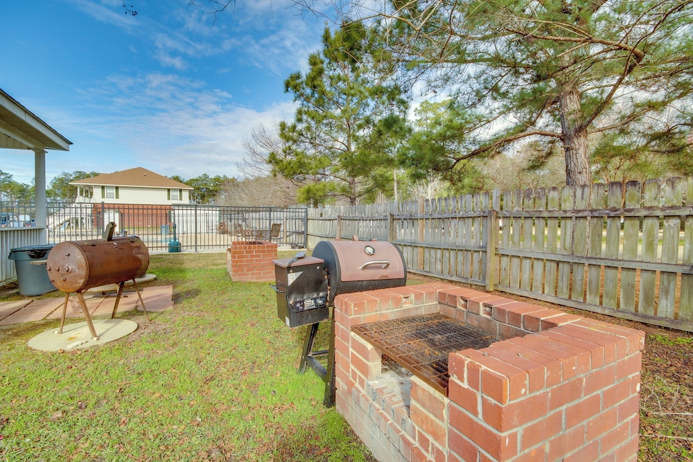 Birding, Beaches & More: Cozy Gautier Condo - Mississippi