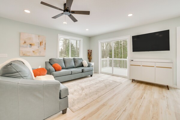 3 Mi To Lake Huron: Secluded Home In Rogers City - Hoeft State Park, Rogers City