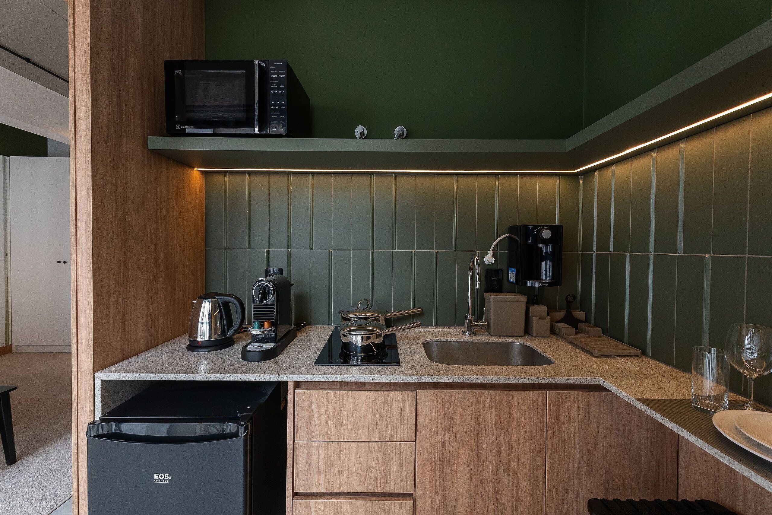 Apartamento Tradicional | Cozinha privada | Uma cafeteira/bule, mesas de jantar 