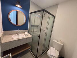 Quarto duplo standard | Banheiro