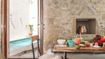 Villa (4 Bedrooms) | Interior