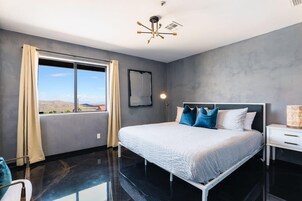 Casa, vista para a montanha, ao lado da montanha (3 Bedrooms) | 3 quartos, ferros/tábuas de passar roupa, roupa de cama