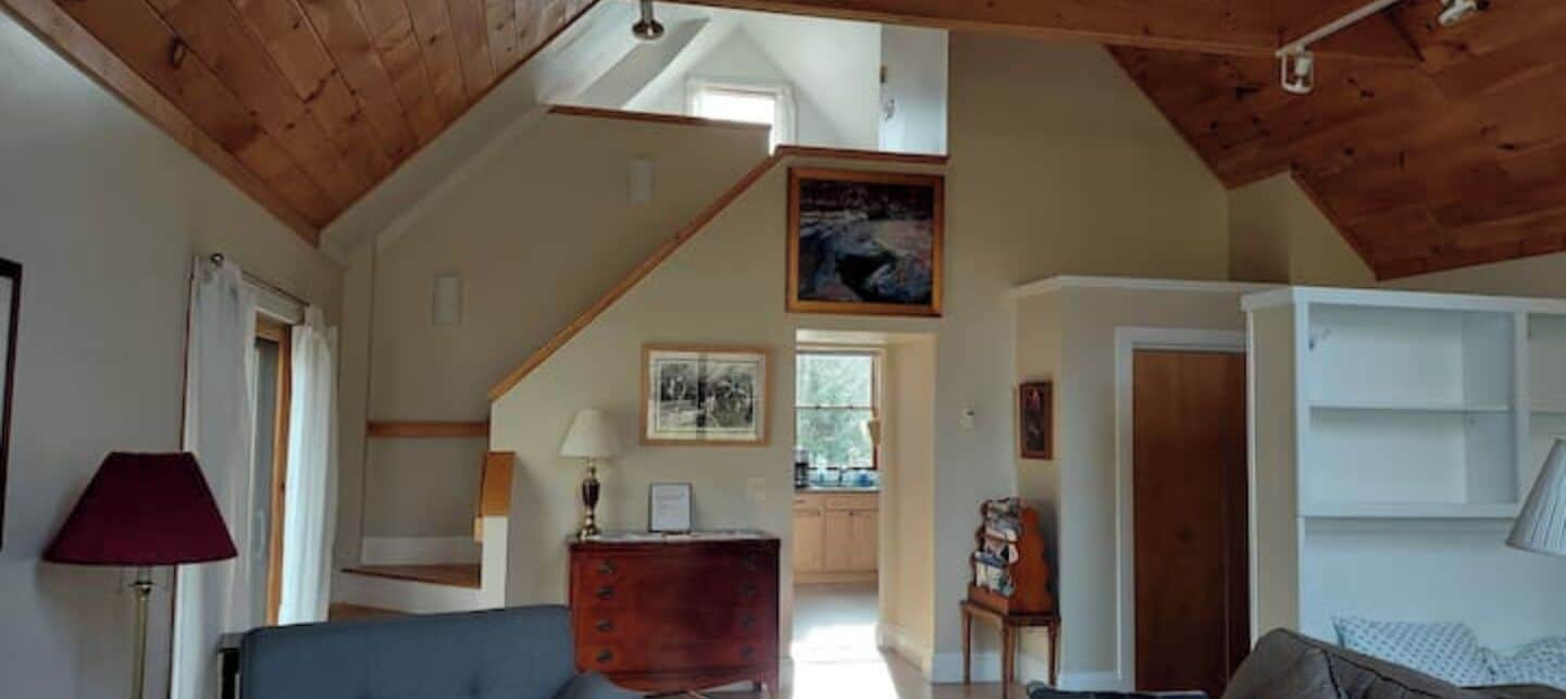 Cozy & Scenic 2b/1b Artist Retreat On Cayuga Inlet - Ithaca, NY