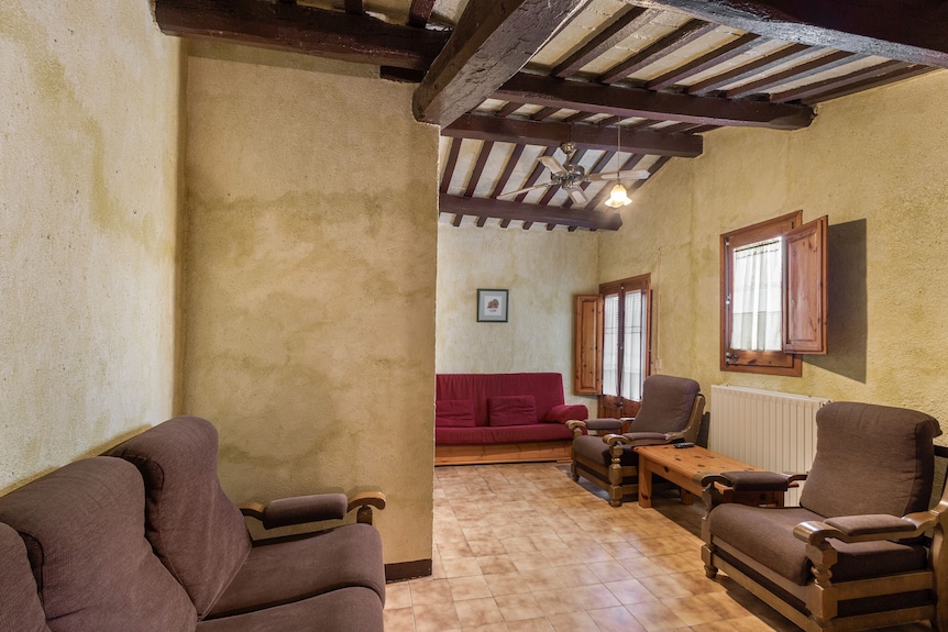 Boerderij 'Cal Cisteller' Met Gedeeld Zwembad En Privétuin - Berga