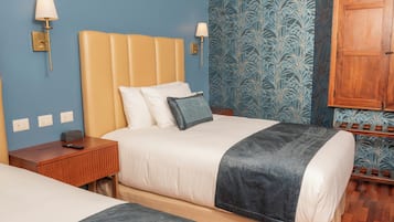 Quarto casal luxo | Cofres nos quartos, individualmente decorados