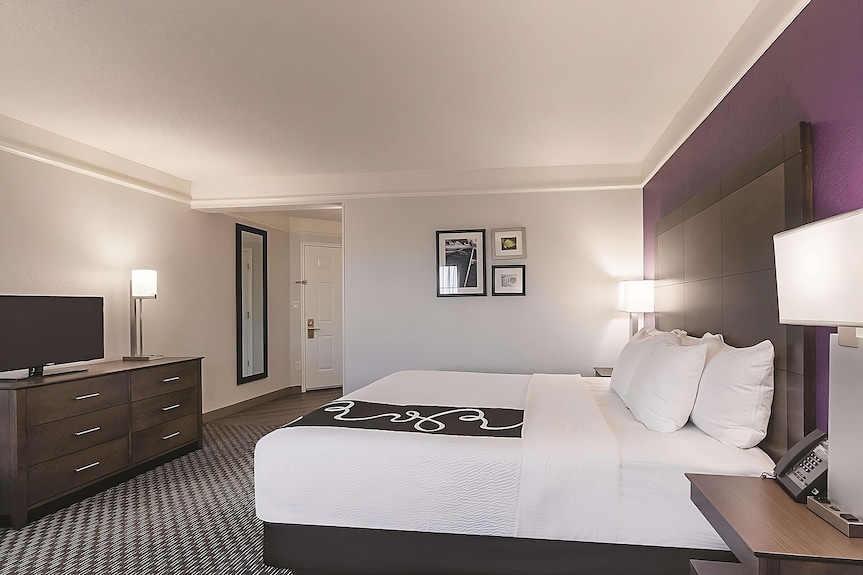 Relaxing Hotel Room Near Adobe Creek National Golf Course 20 Mins - Grand Junction, CO