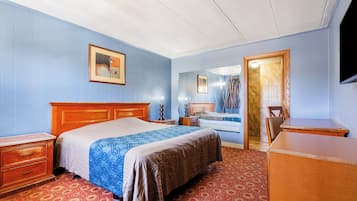 Quarto, 1 cama King, para não fumantes | Escrivaninha, roupa de cama