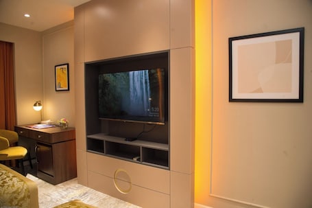 Quarto Duplo Deluxe | Televisão. Bayangol Hotel