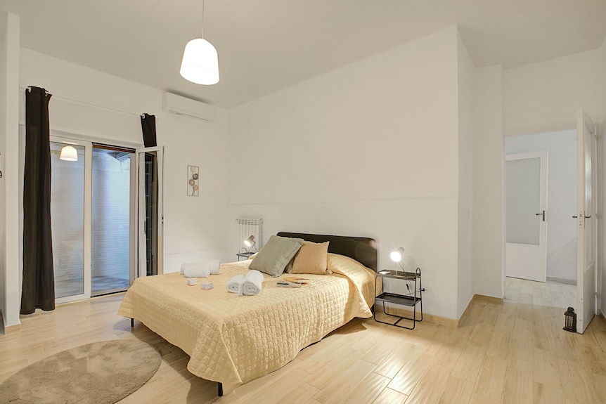 Ravanas 314 Bari Near Station, Bari, Italy - Bari