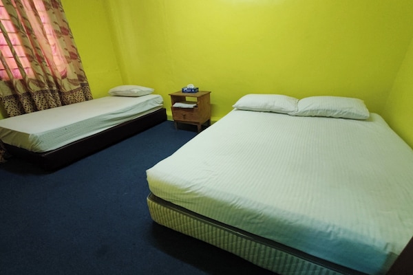 Quarto Familiar | Wi-fi grátis, roupa de cama fornecida