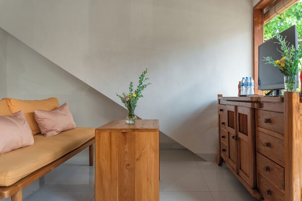 Comoda Seminyak - Kuta