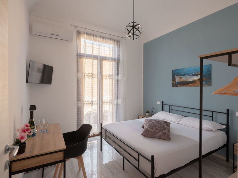 Levanzo Camera Standard Con Piccolo Patio Privato - Isola di Favignana